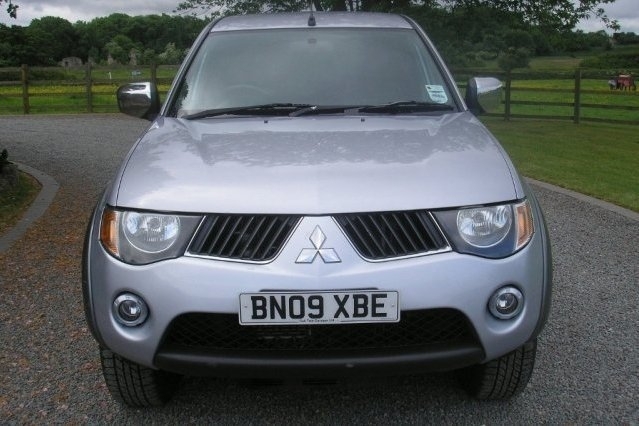 Used Mitsubishi L200 2.5 for Shipping and Exports – Vehicle Car ...